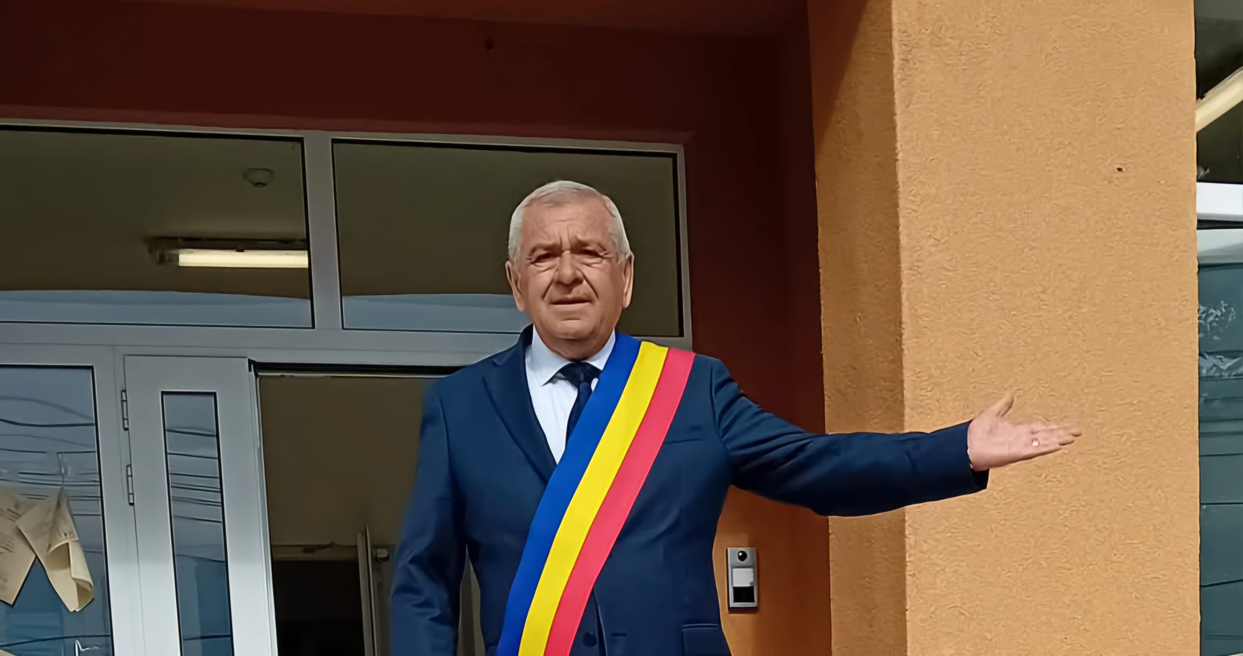 Primarul de la Zimnicea, mesaj din capul scărilor pentru alegători: "Vă ...